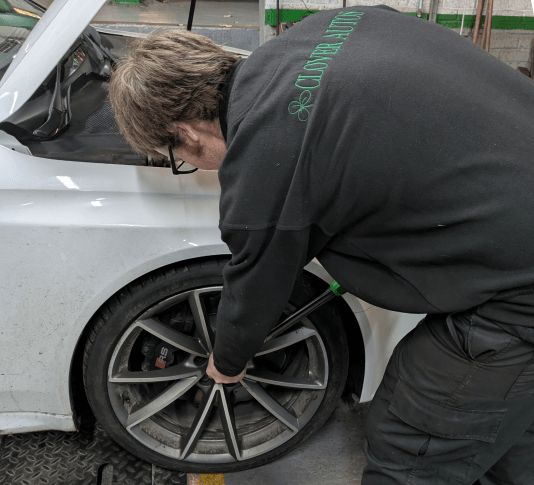 Essex Tyre Check Guide- How to check your tyres
